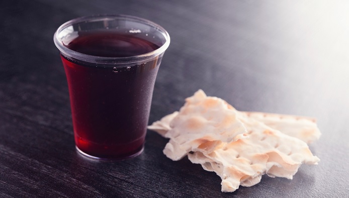 St. Pauls United Church of Christ Offering Holy Communion – Mercer ...