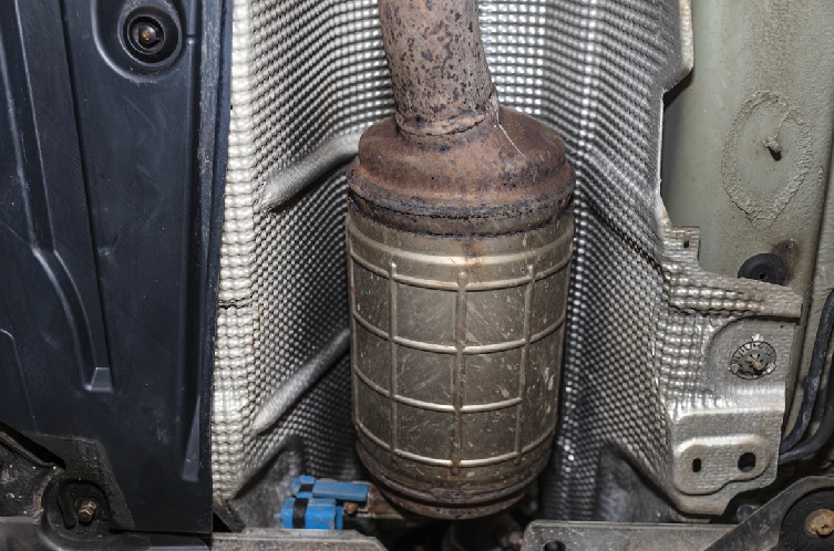 State Farm auto claims data reveals explosion in catalytic converter ...