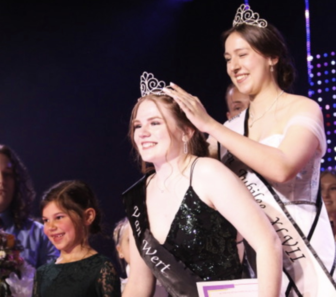 2024 Queen Jubilee Pageant Applications – Mercer County Outlook