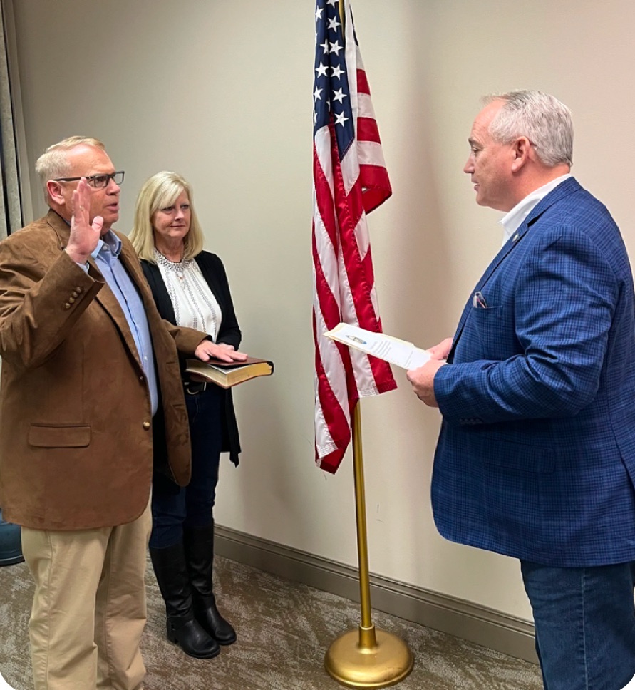 Republicans In An Unanimous Vote Select Jeff Larmore As The New County ...